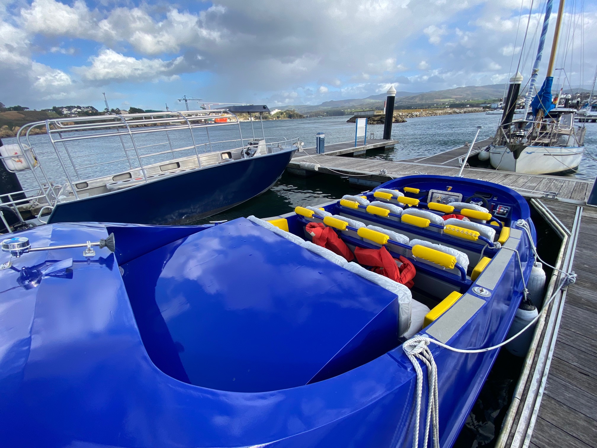 New jet boat M700WJ delivered in Geneve (Switzerland)