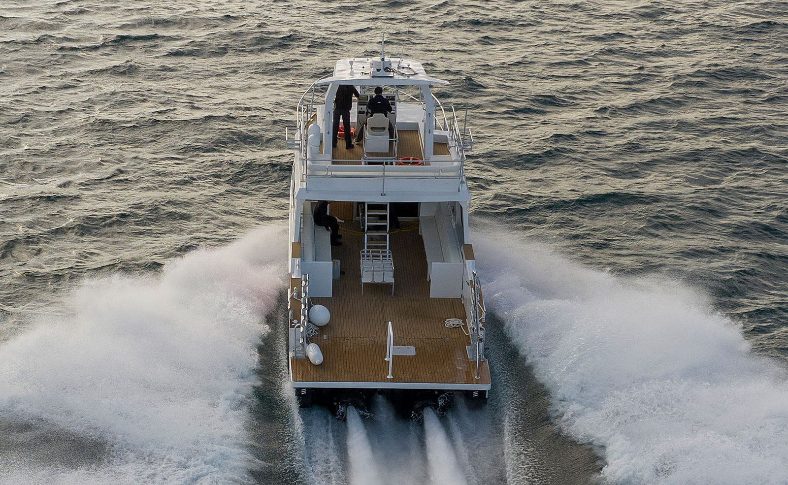 New hybrid jet boat Moggaro 1500 Dive Hybrid