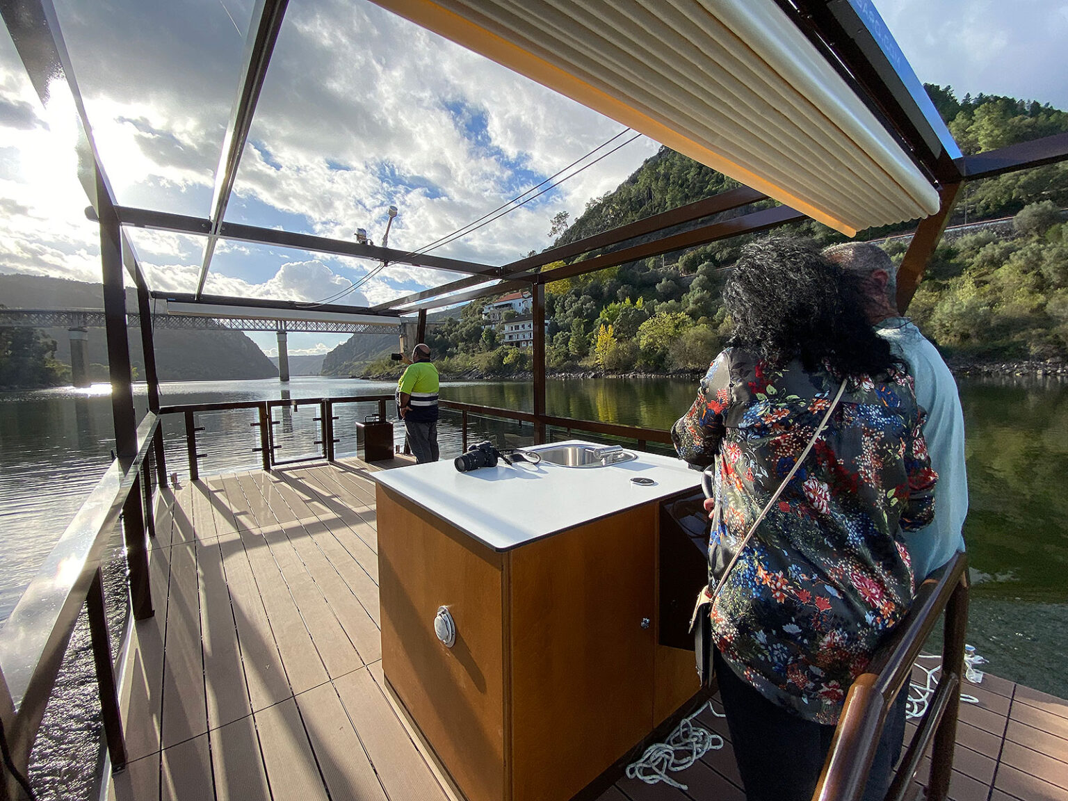 New pontoon 100% electric delivered in Portugal